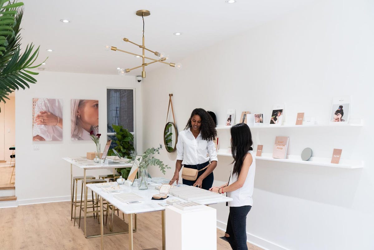 Toronto Jewelry Brand Mejuri Sets Up Shop In Kitsilano - Kitsilano.ca
